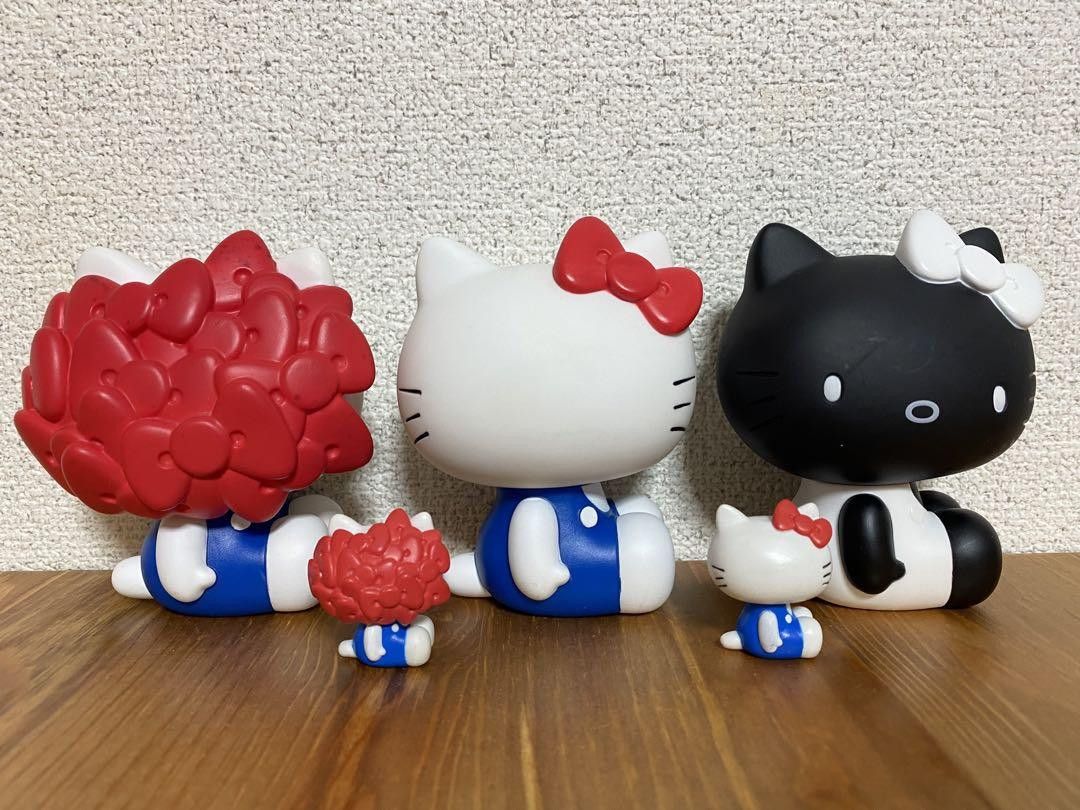 Undercover UNDERCOVER x HELLO KITTY Figure Set Sanrio Multicolor | Grailed