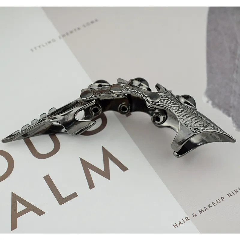 Other × Streetwear Long Claw Ring | Grailed