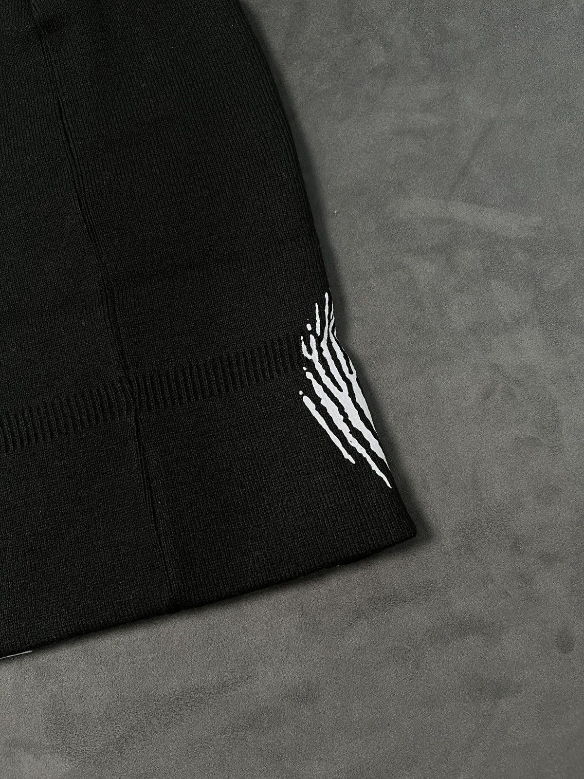 Hype × Japanese Brand × Streetwear Deadstock Fingerprint Graphic ...