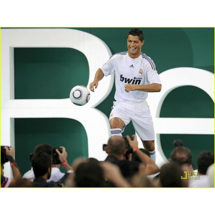 Adidas Ronaldo Real Madrid 2009 2010 DEBUT Soccer Jersey L | Grailed