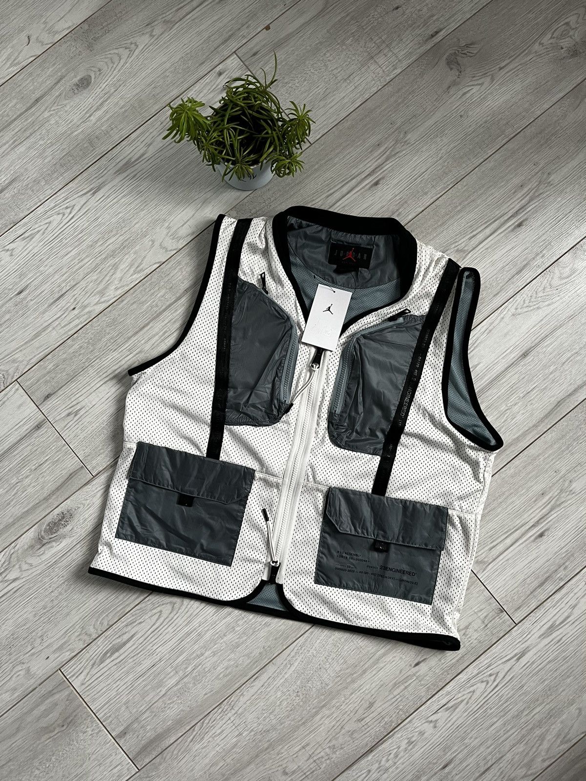 Jordan Brand × Nike × Streetwear Vest Nike Air Jordan Streetwear Drip ...