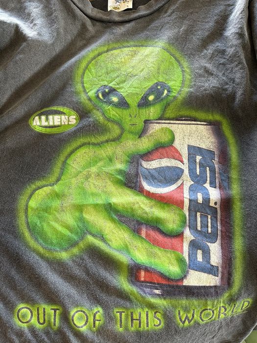 Vintage 💥1996 VINTAGE ALIENS PEPSI OUT OF THIS WORLD🔥 | Grailed