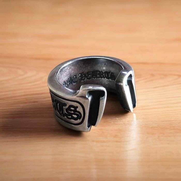 Chrome Hearts Chrome Hearts Scroll Label Ring | Grailed