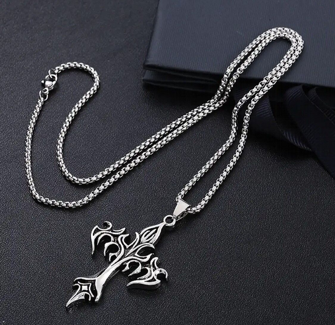 Cuban Link Chain Flame Cross Pendant Necklace | Grailed