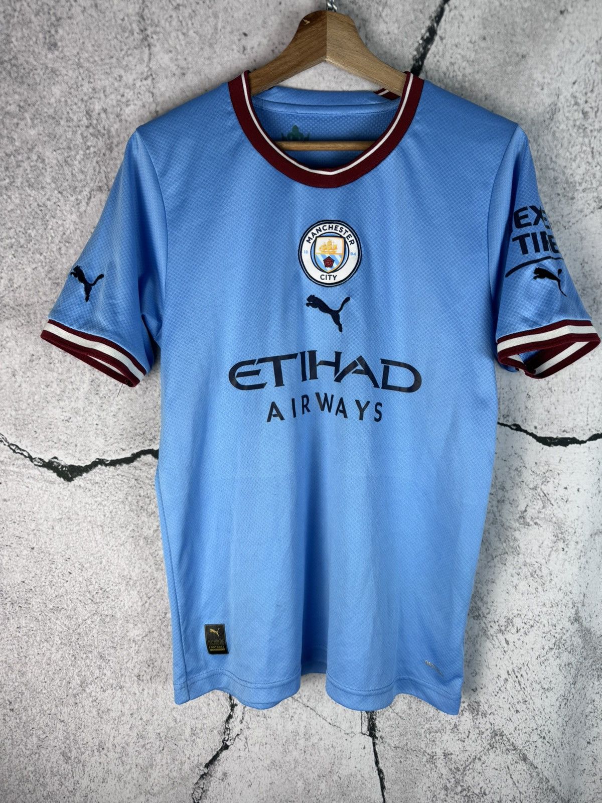 Puma × Soccer Jersey × Streetwear Manchester City FC Center Logo Puma ...
