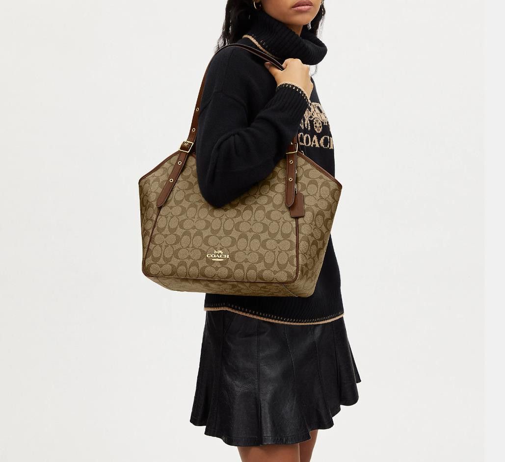 Coach Meadow Shoulder Bag In Signature Canvas | Grailed