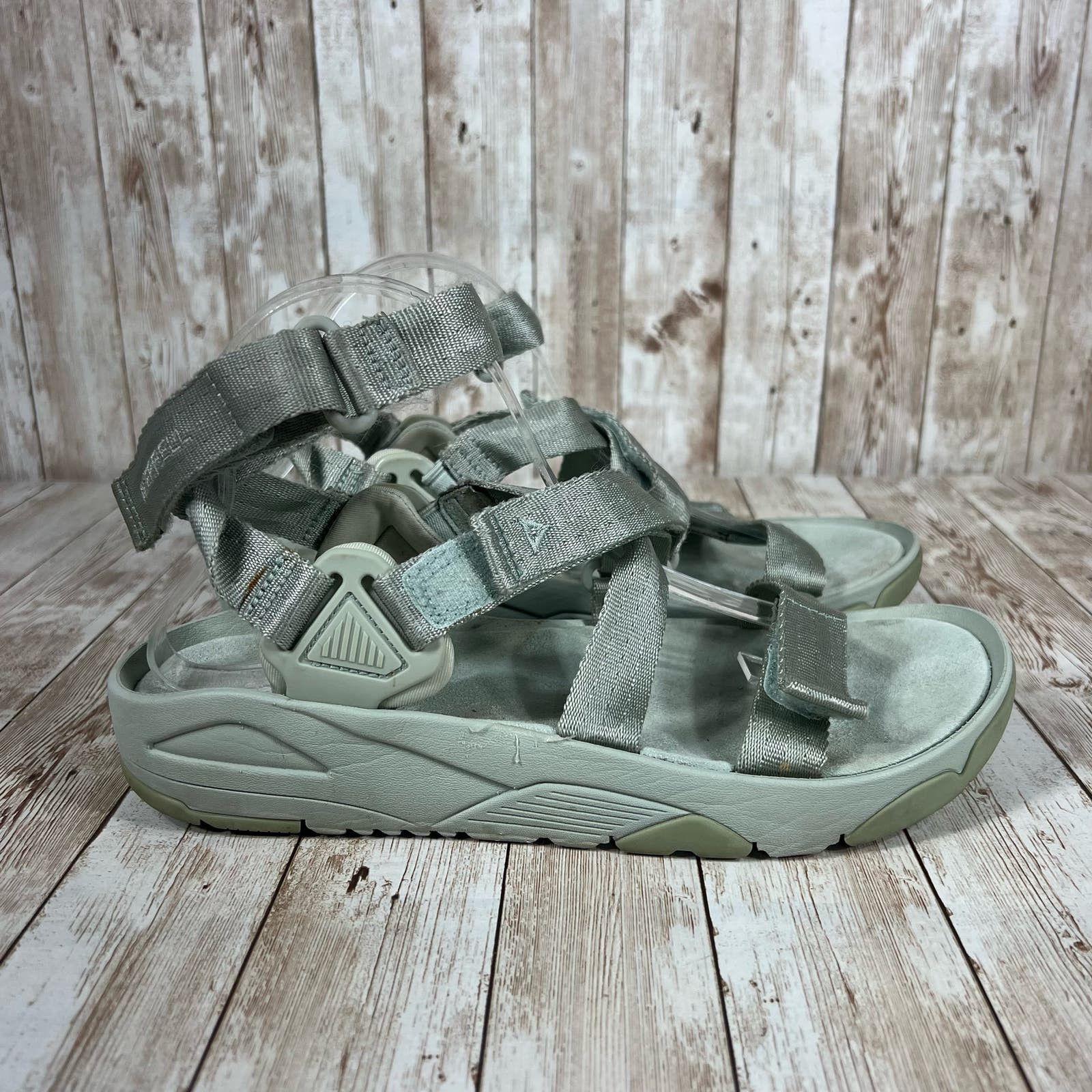 Merrell Merrell belize sandal Womens 10 mint green | Grailed