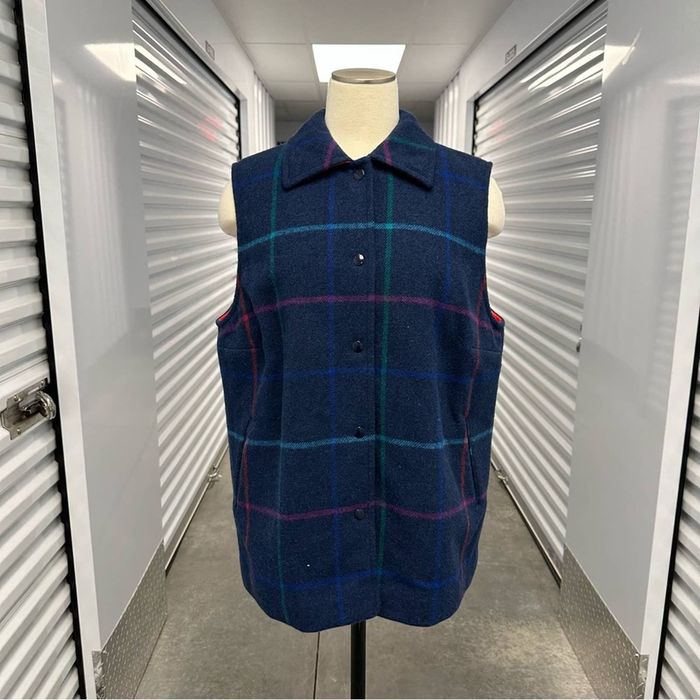 Pendleton Vintage Pendleton USA wool vest quilted lined S Mens plaid ...