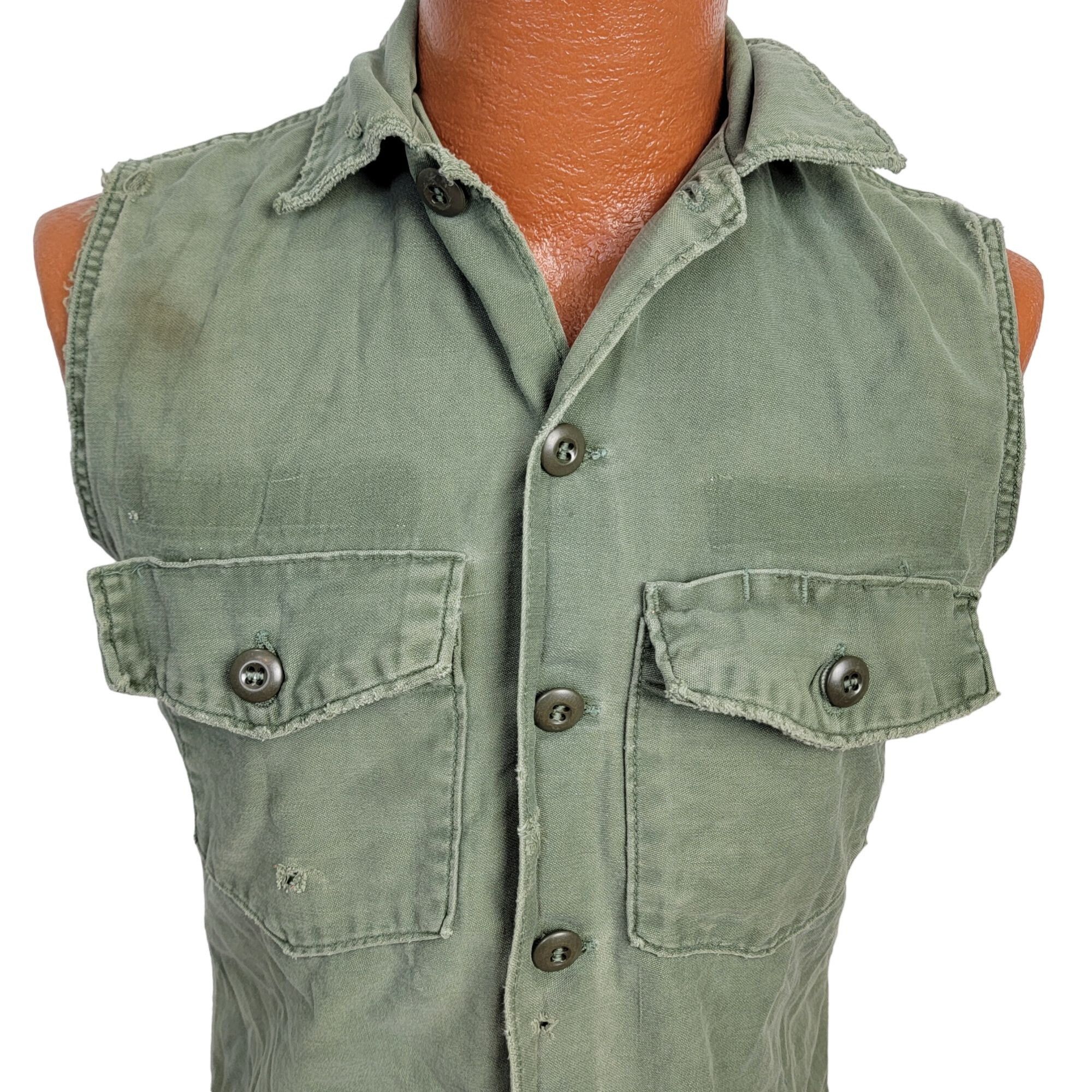 Vintage Very Worn Vintage 70s Utility Shirt Men Small Green Button C ...