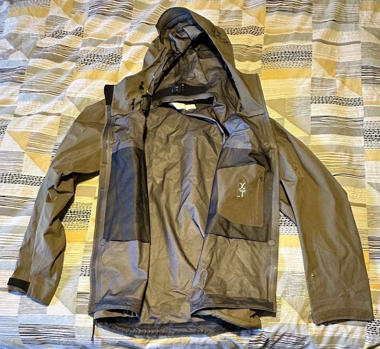 Arc'Teryx Arc’teryx LEAF Alpha LT Gen2 Crocodile - Men’s Large | Grailed