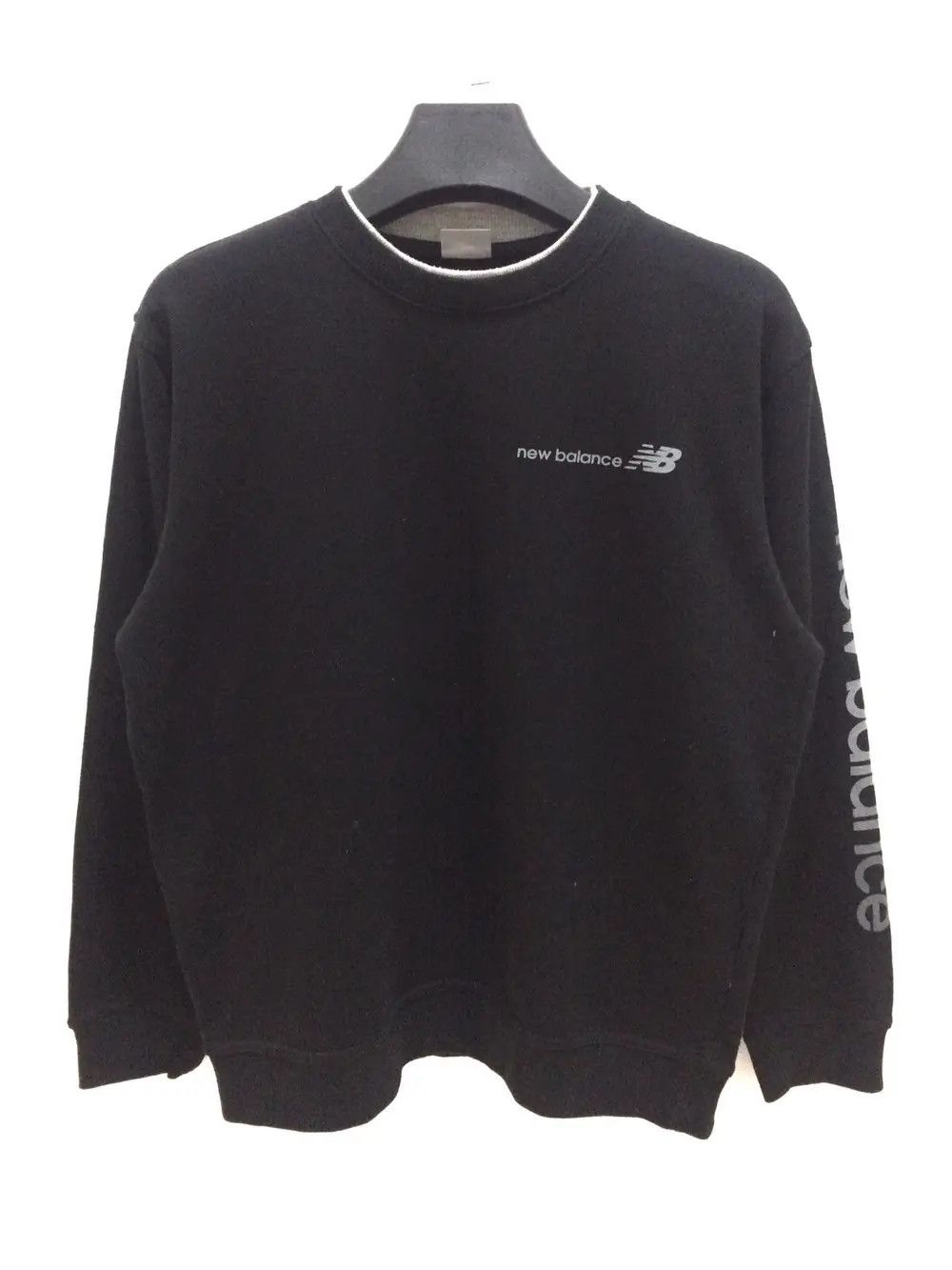New Balance New Balance Small Logo Sweatshirt | Grailed