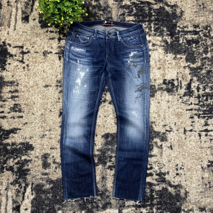 Pepe Jeans Vintage Andy Warhol x Pepe Jeans Revolvers Print Denim Jeans ...