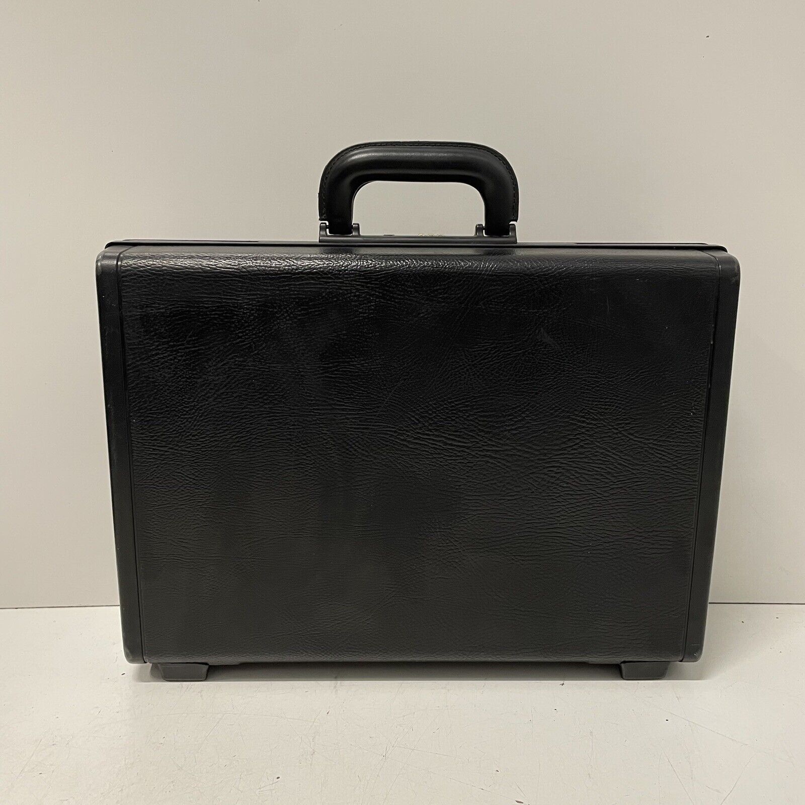 Samsonite Samsonite Quantum Black Attache Briefcase W/ Combo Lock Bag ...