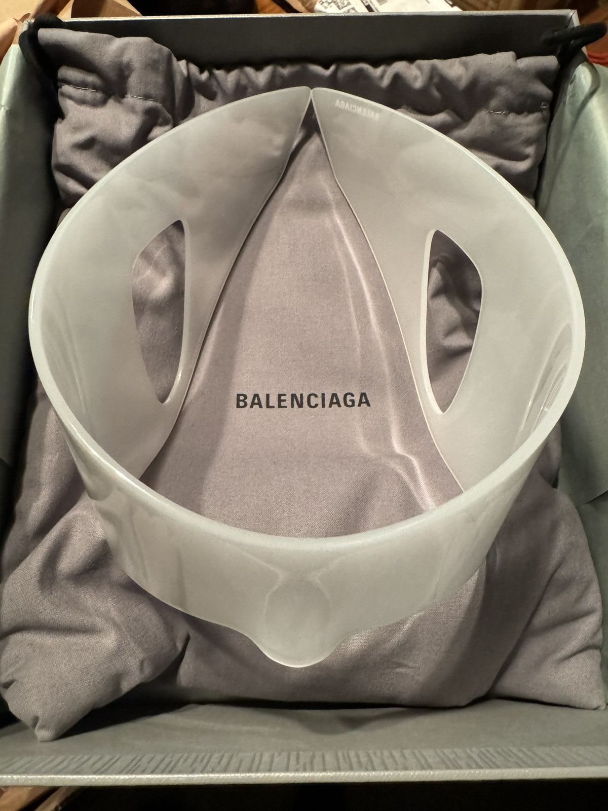 Balenciaga BALENCIAGA FW24 RUNWAY SUNGLASSES 24/7 MASK | Grailed