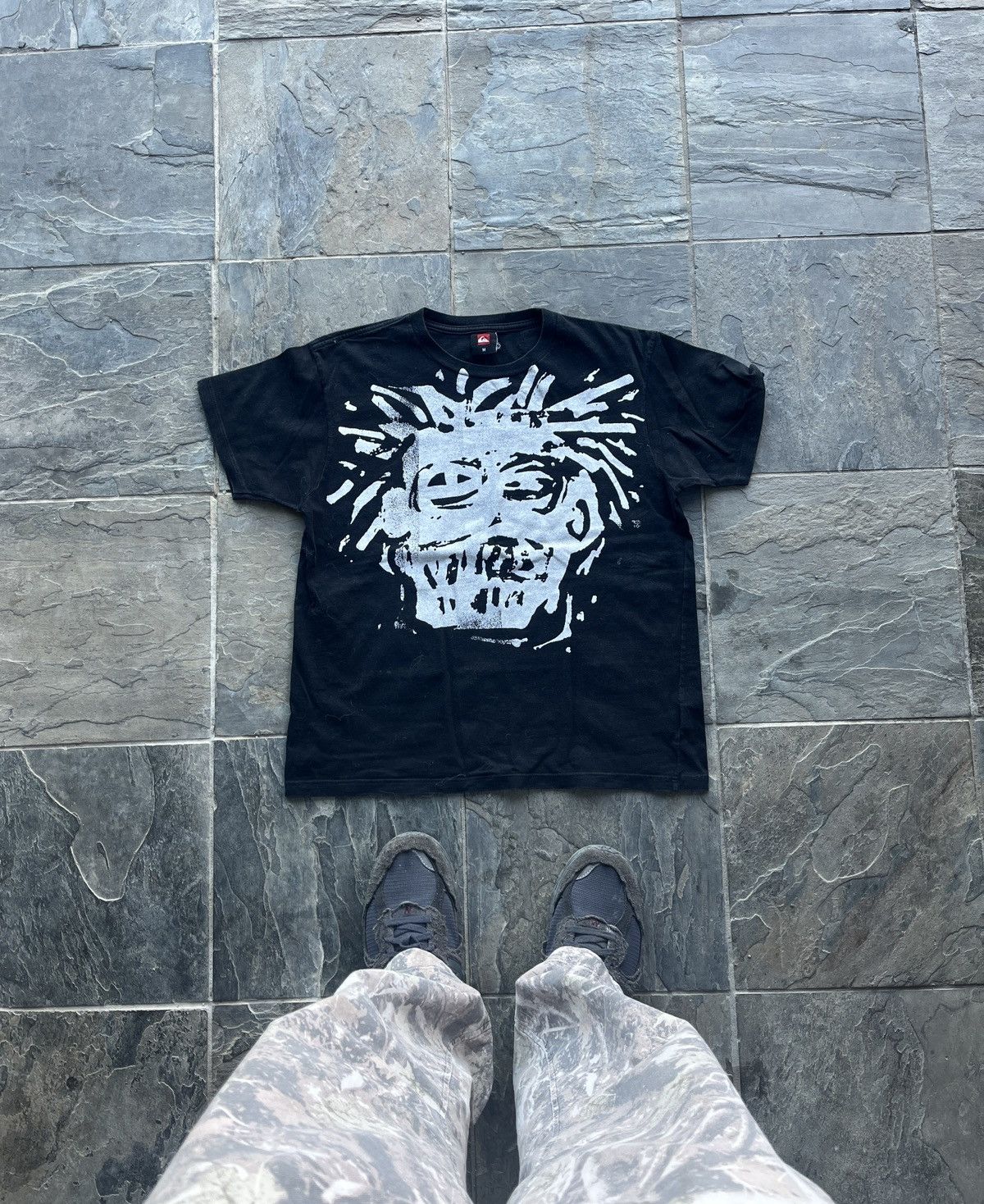 Vintage Vintage Y2K QUICKSILVER CREEPY ABSTRACT ANGRY HORROR BONES ...