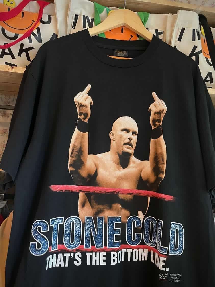 Vintage × Wcw/Nwo × Wwf RARE Vintage wwf stone cold middle finger shirt ...