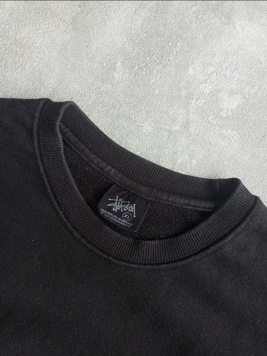 Vintage Stussy basic small logo sweatshirt | Grailed