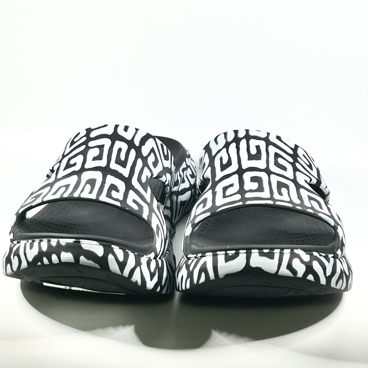 Chito × Givenchy New Givenchy x Chito Marshmallow Graffiti Print Slide ...