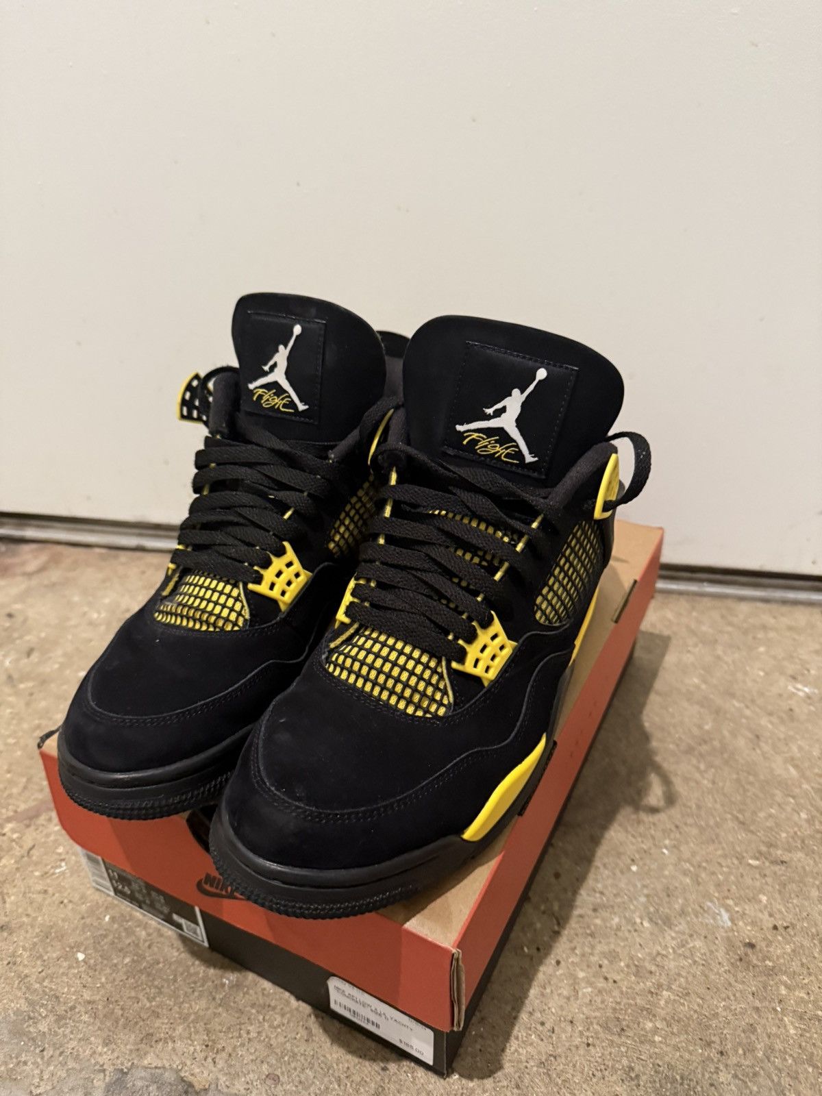 Jordan Brand Jordan 4 thunder size 11 | Grailed
