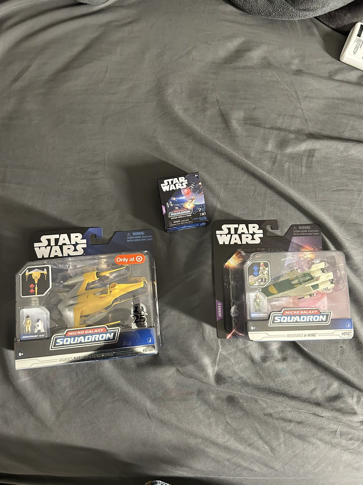 Disney 3 Star Wars Micro galaxyThe phantom Menace&Resistance A-Wing ...