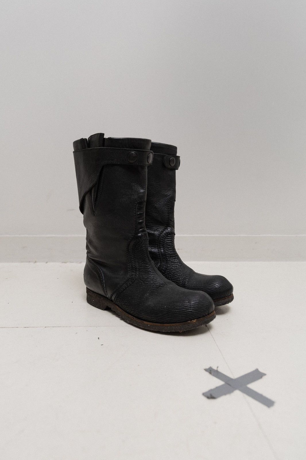 Rick Owens Textured leather boots with crepe soles (early 00's) | Grailed