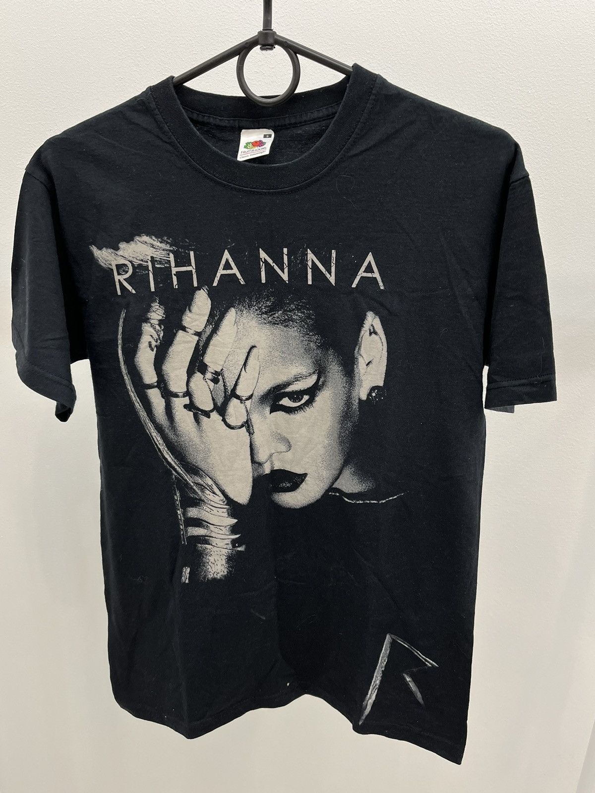 Band Tees × Rihanna × Streetwear Rihanna 2010 Last Girl On Earth Tour T ...