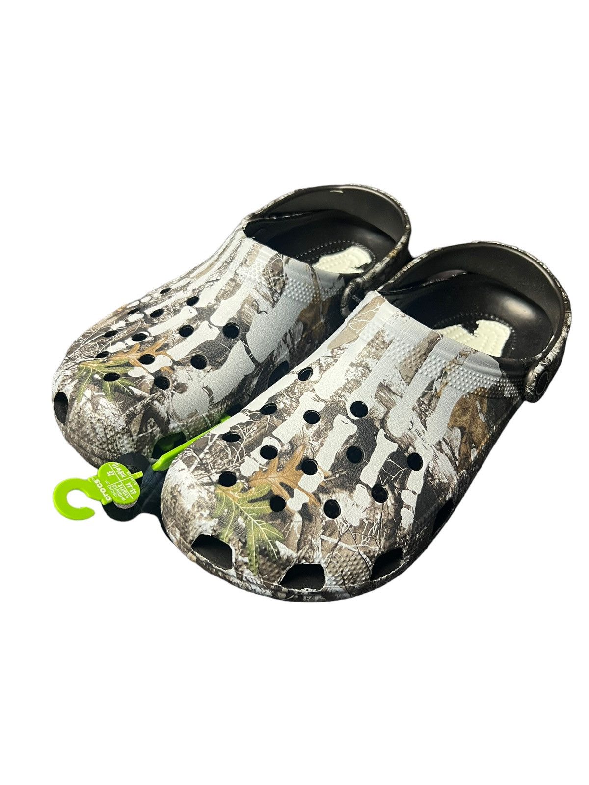 Crocs × Pleasures × Realtree Pleasures x Crocs x RealTree Camo Classic ...