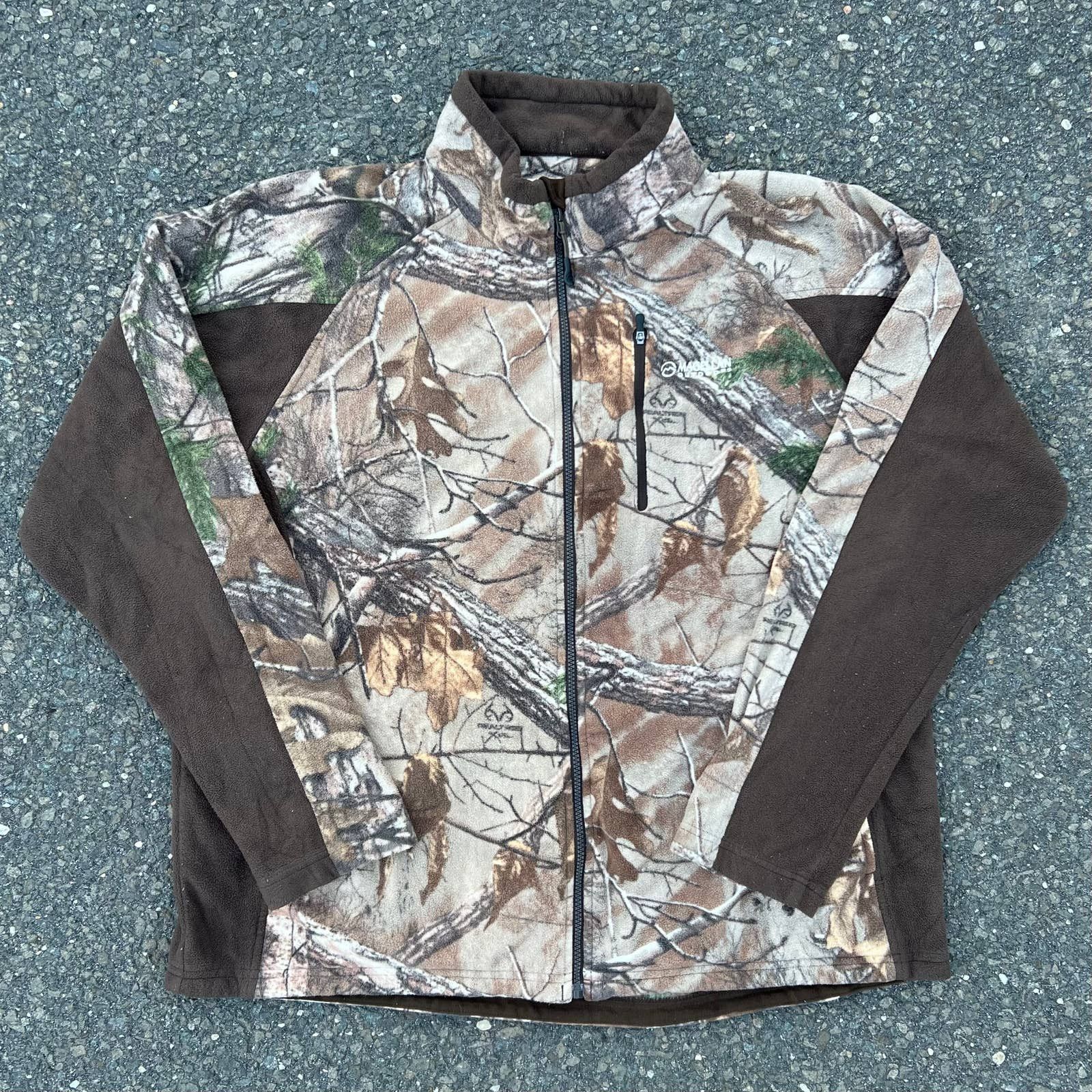 Realtree × Streetwear × Vintage Vintage Realtree Camo hunting fleece ...