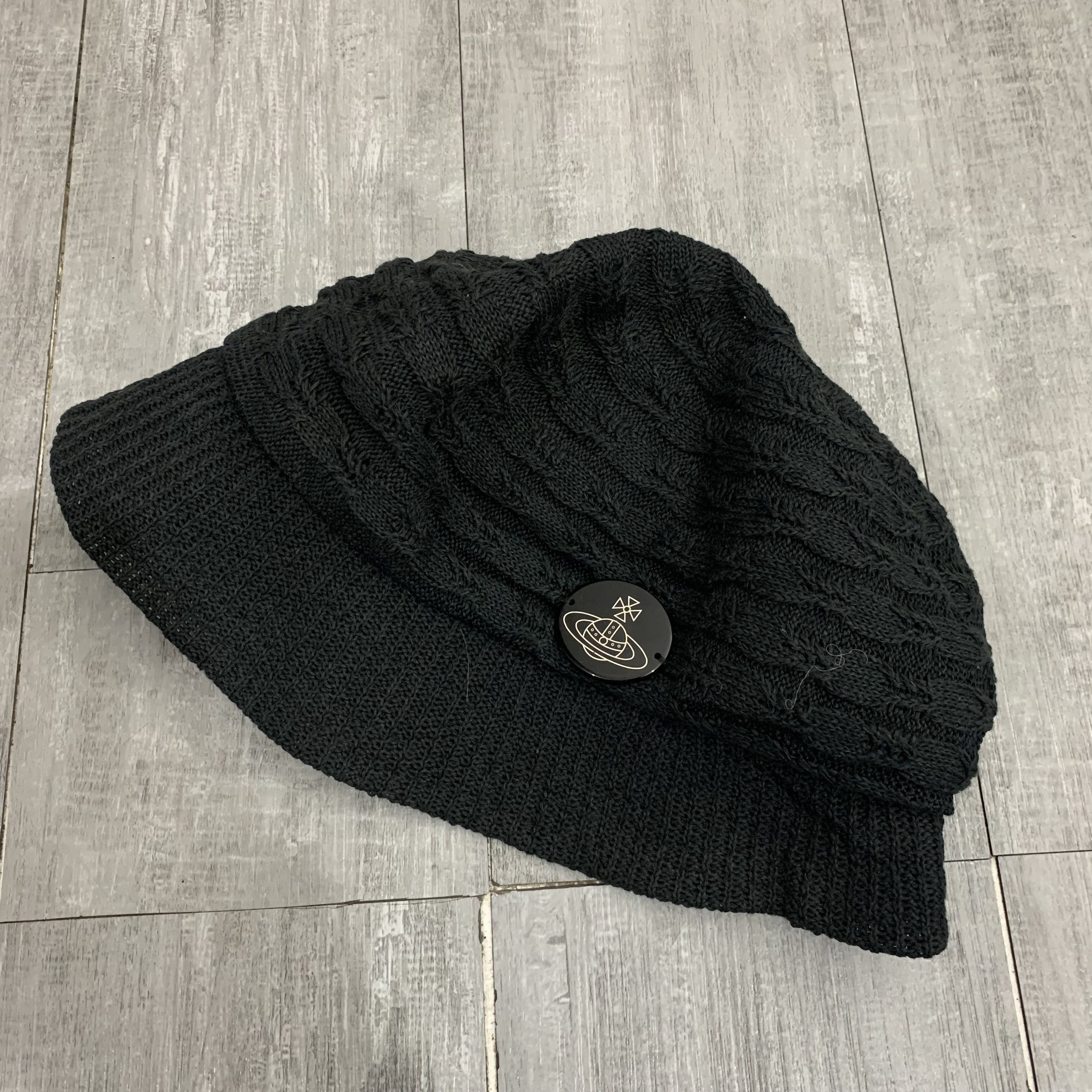 Vintage × Vivienne Westwood Vivienne Westwood Orb Logo Knit Beanie Hats ...