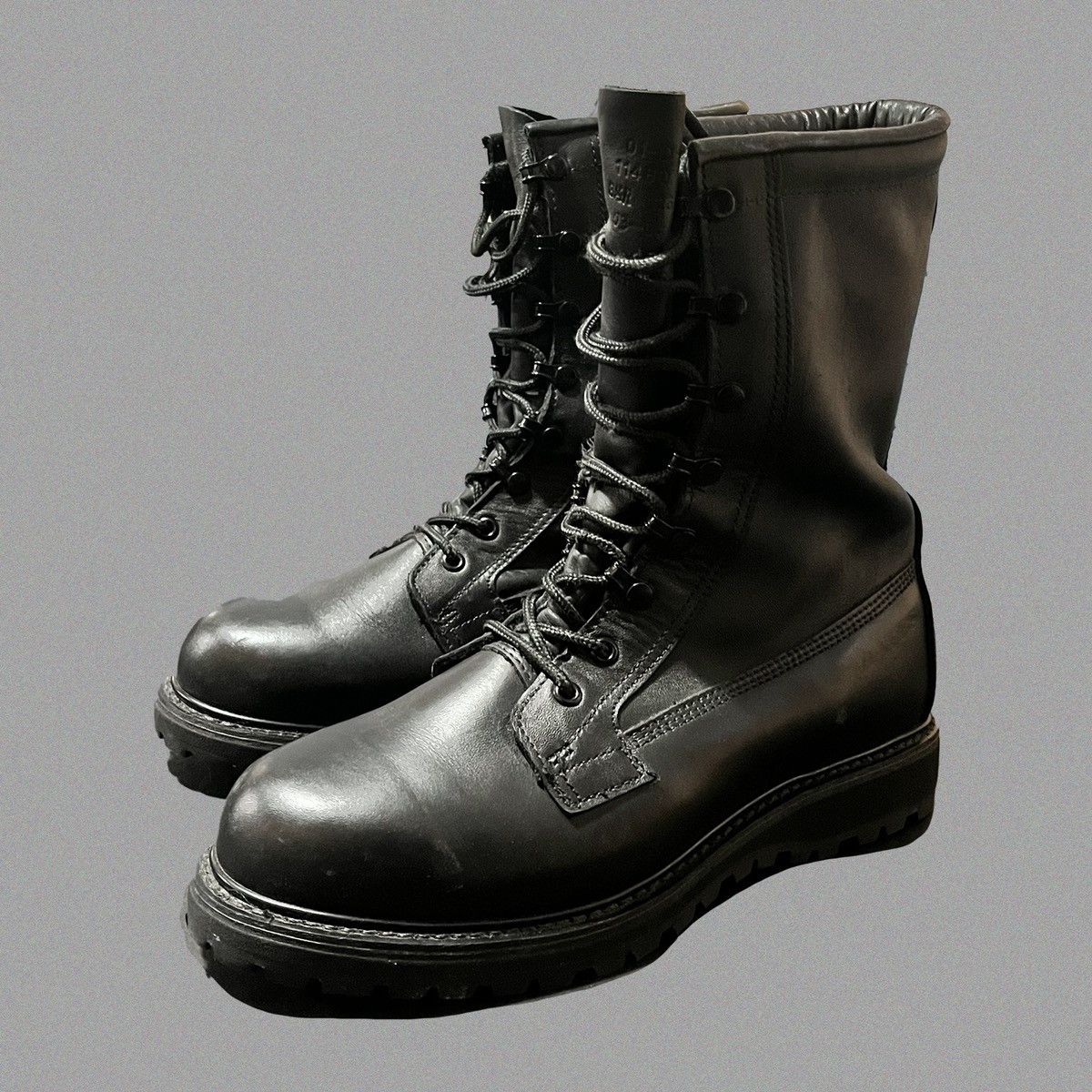 Military Gore-Tex / Vibram Combat Boots | Grailed