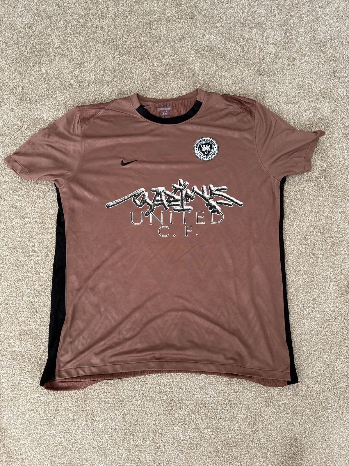 Nike × Travis Scott RARE Nike Travis Scott Soccer Jersey ComplexCon ...