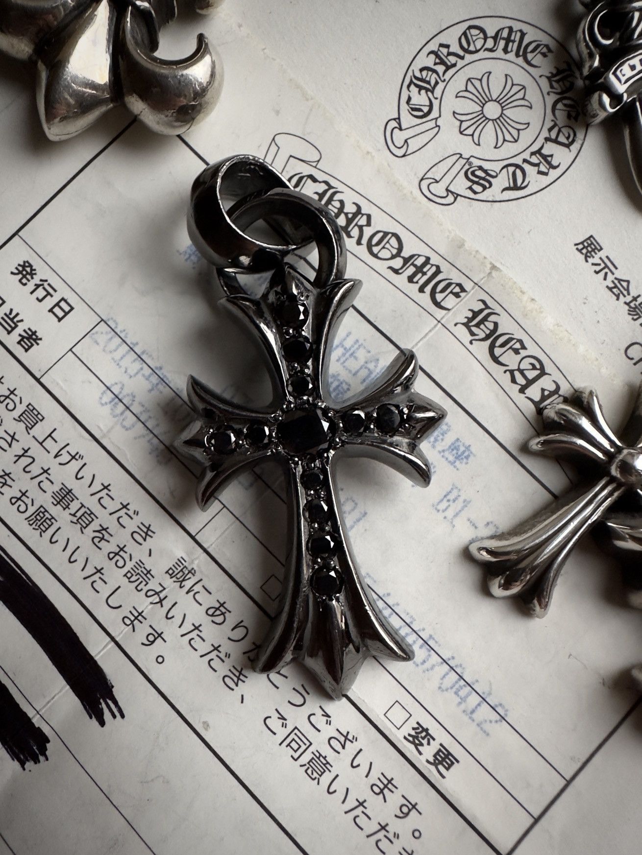 Chrome hearts small cross pendant store