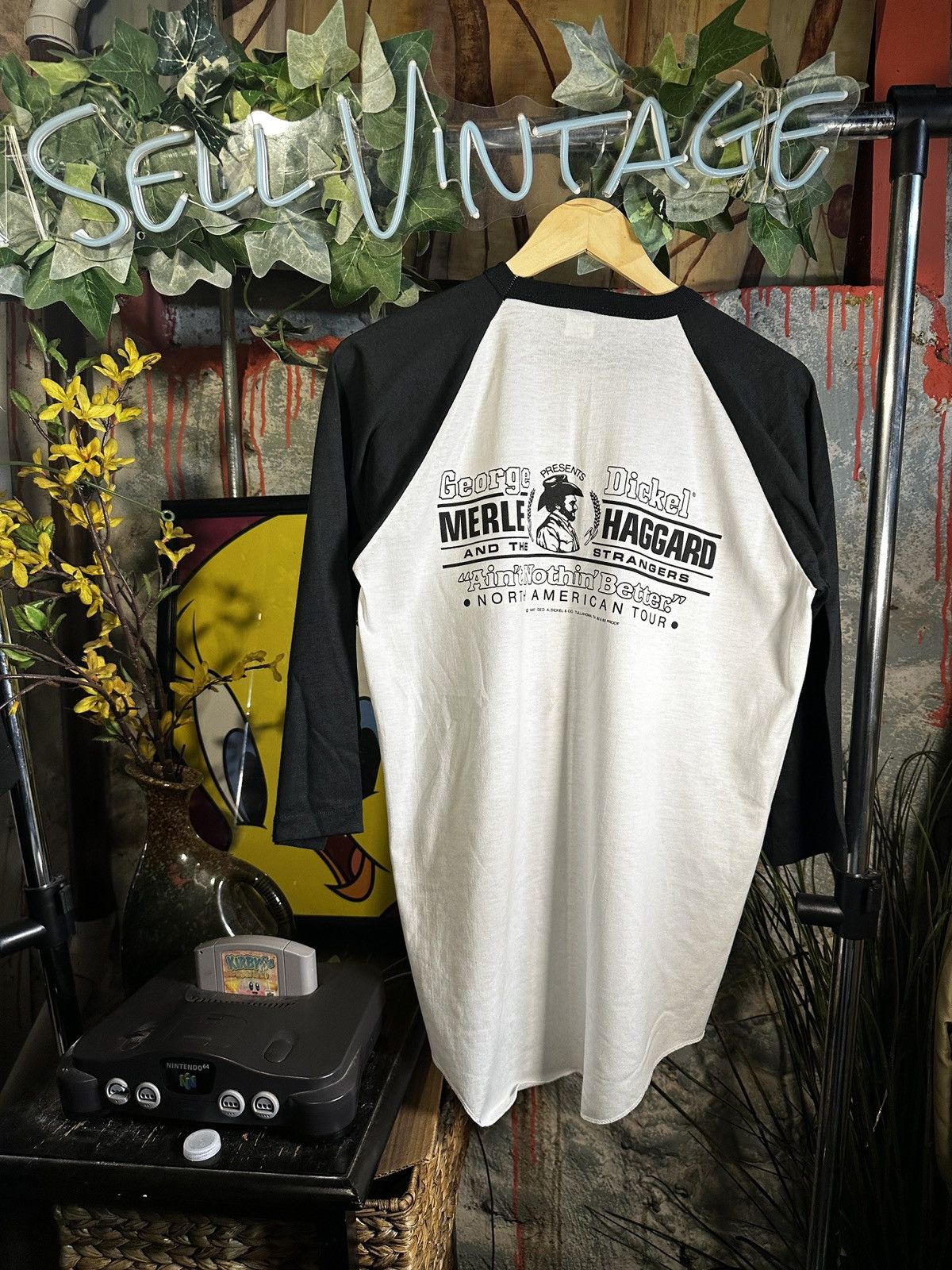 Band Tees × Streetwear × Vintage Vintage 1987 Merle Haggard And The ...