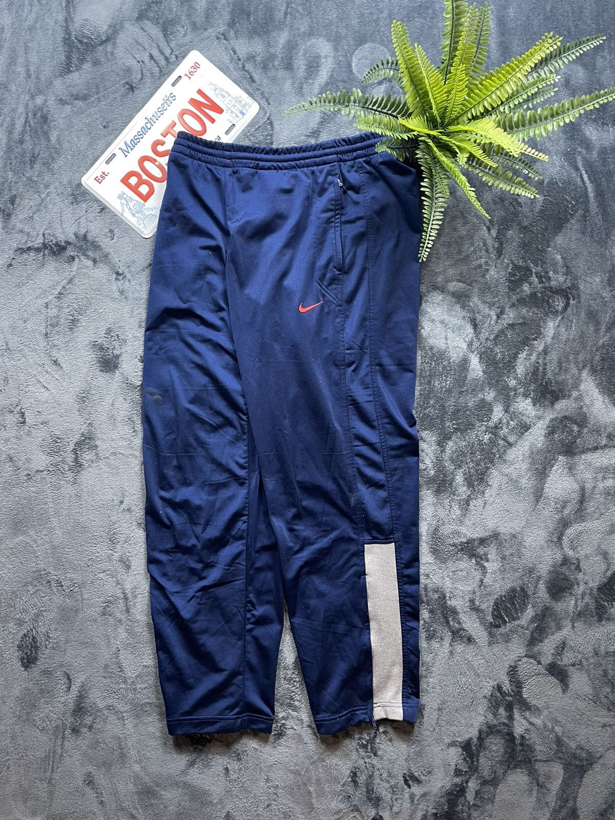 Nike 👾 NIKE VINTAGE TRACK RETRO PANTS Y2K SWOOSH | Grailed