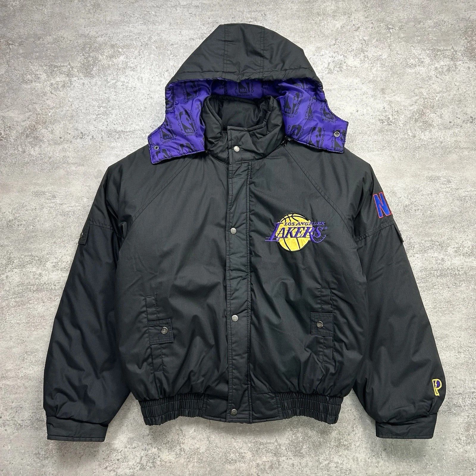 NBA × Vintage LOS ANGELES LAKERS PRO PLAYER PUFFER JACKET HOODED BLACK ...