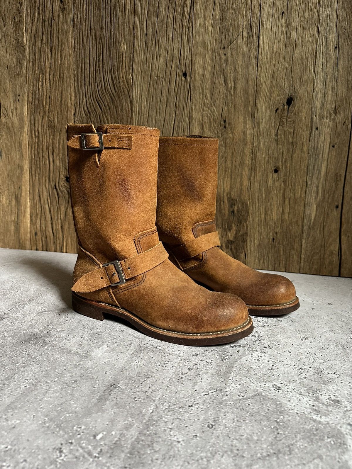 Red Wing Red Wing 2992 Leather Suede Engineered Boots | Grailed