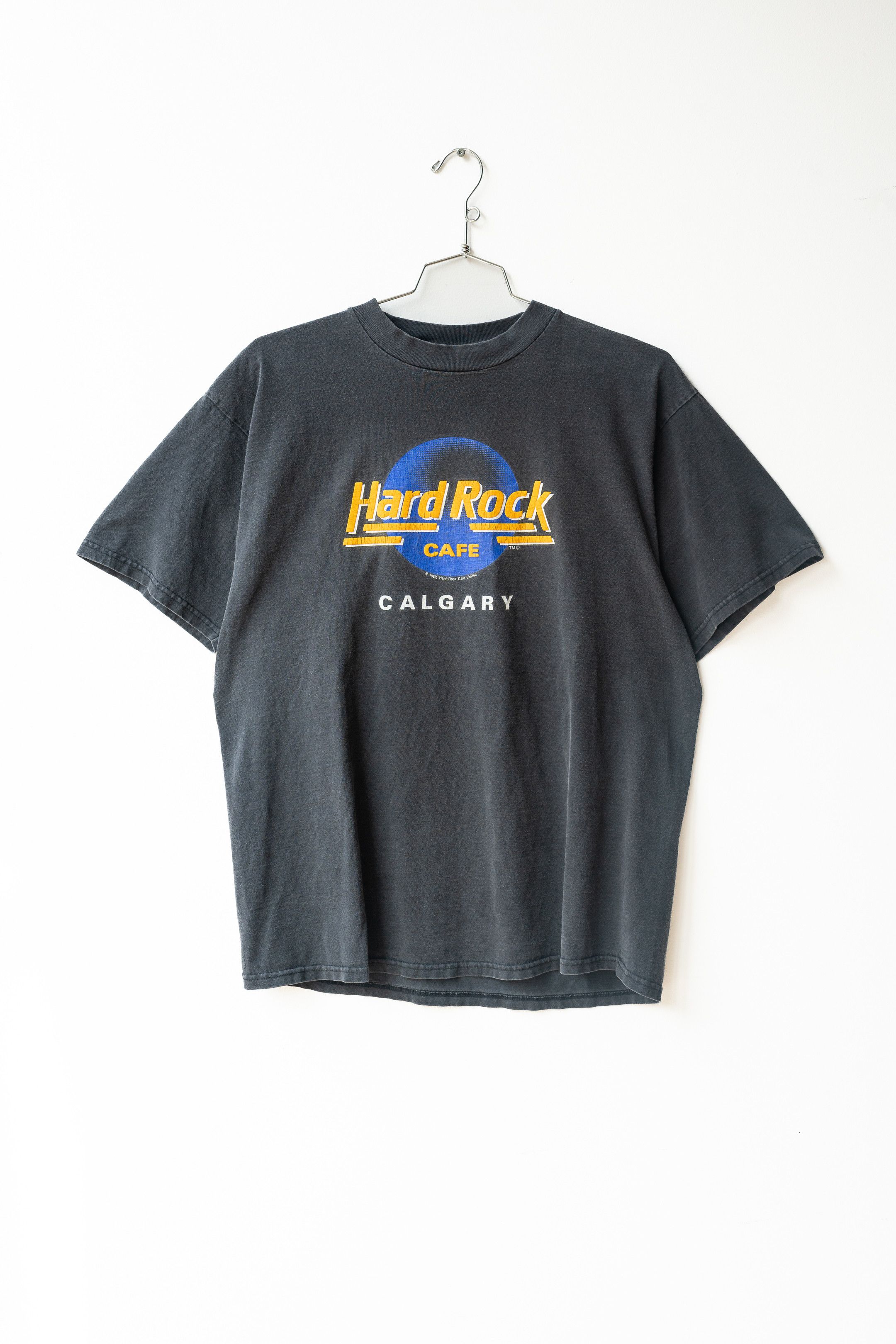 Vintage Hard Rock Calgary Vintage Black '89 T-Shirt | Grailed