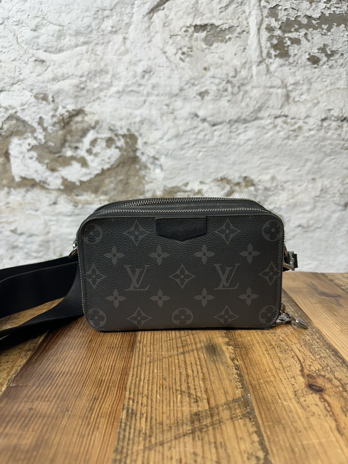Louis Vuitton Louis Vuitton Alpha Wearable Wallet Eclipse Monogram ...