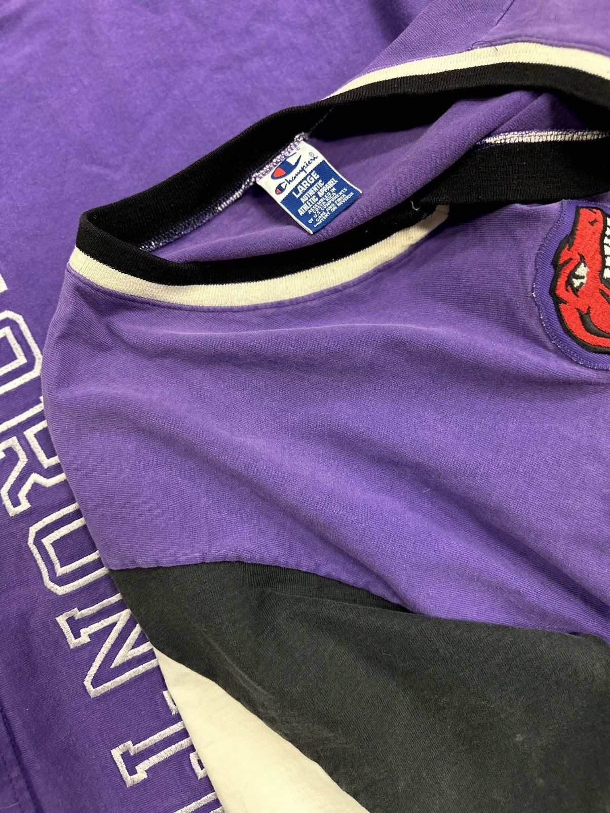 Vintage 90s TORONTO RAPTORS CHAMPION | Grailed