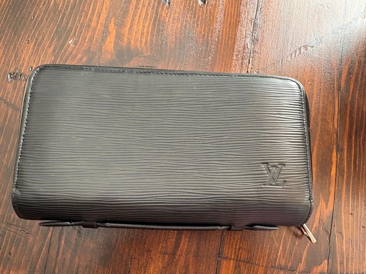 Louis Vuitton Zippy XL wallet Epi leather | Grailed