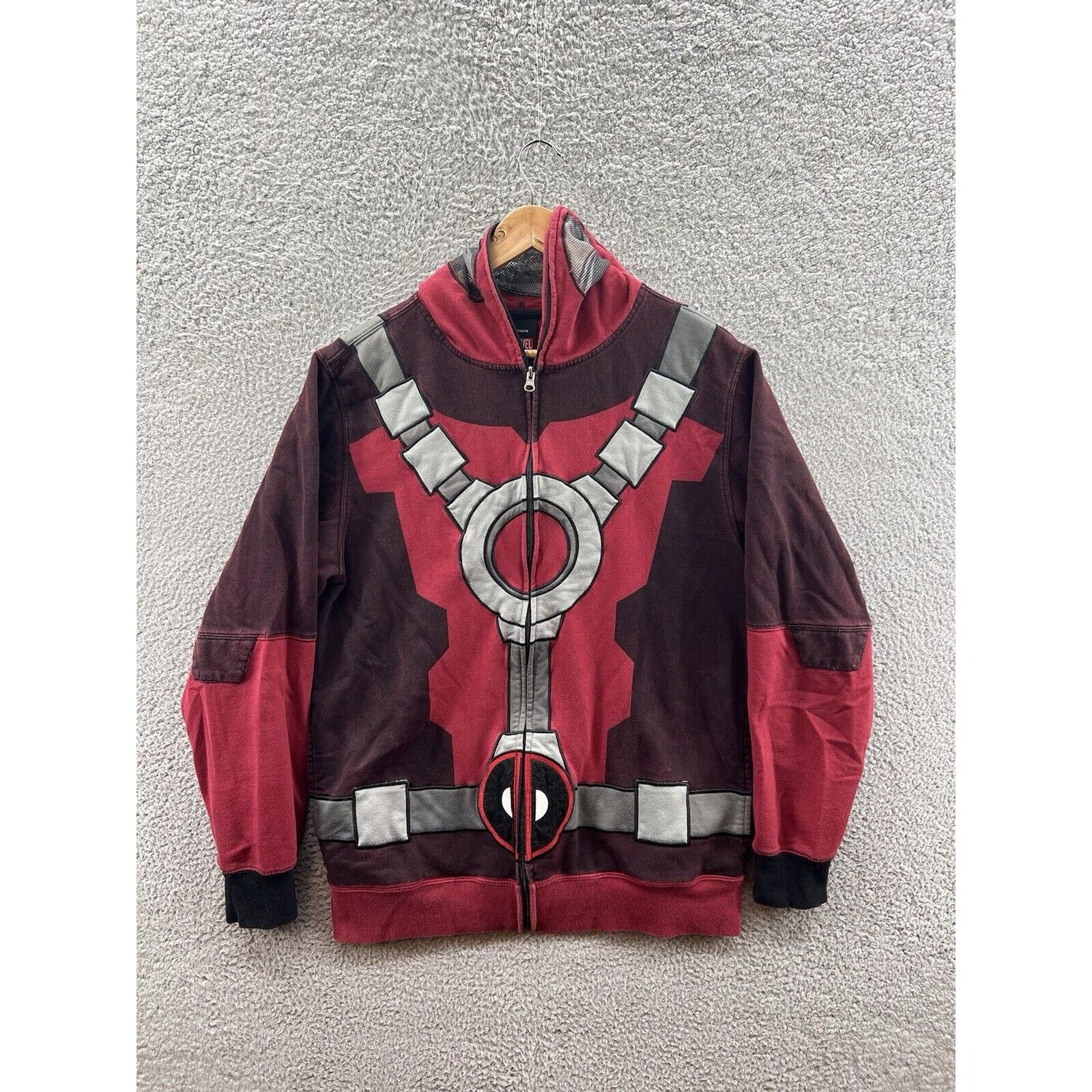 Mad Engine Marvel Deadpool Mad Engine 2012 Full Zip Face Costume Hoodie ...