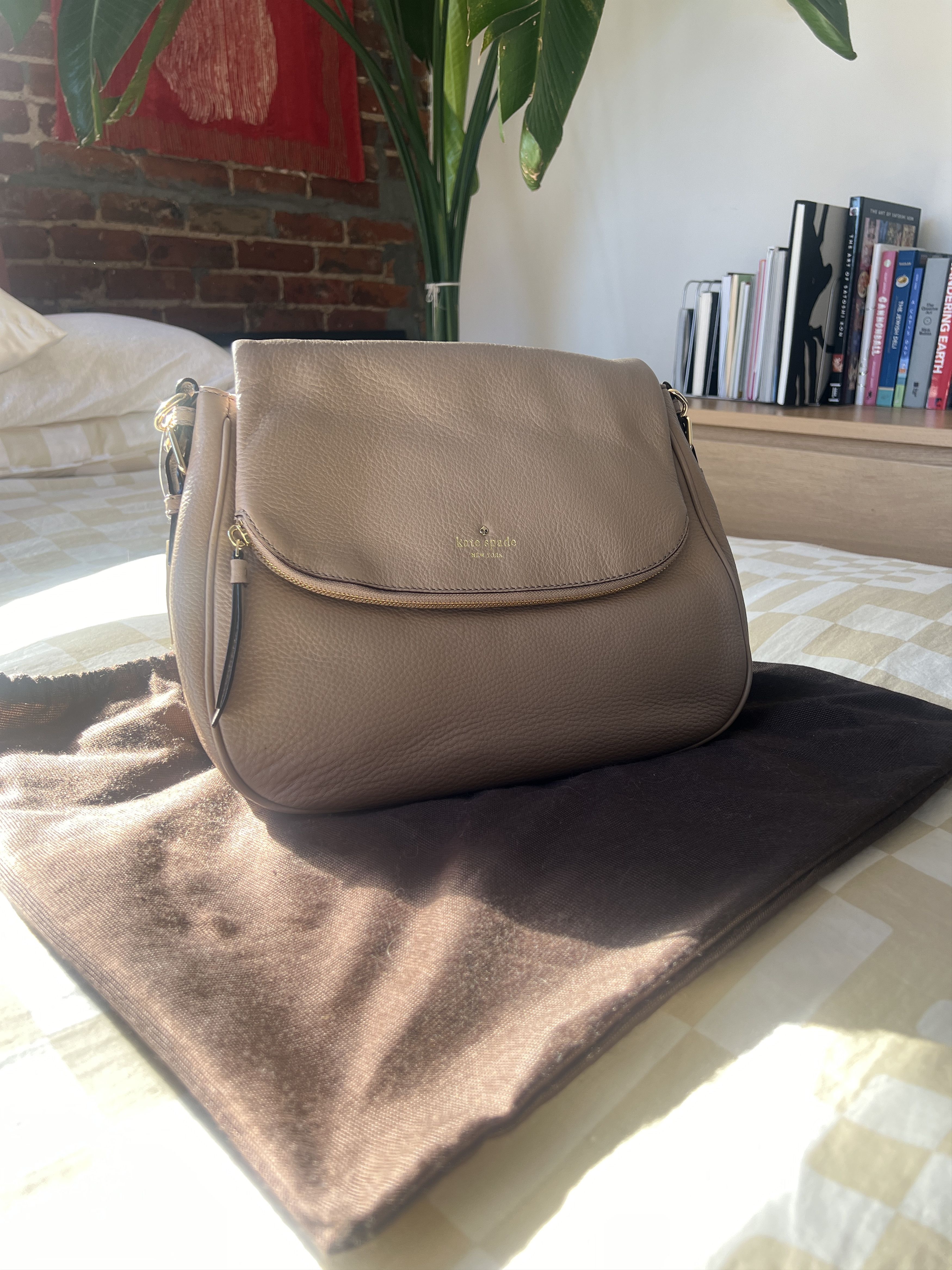 Kate Spade Kate Spade Cobble Hill Small Devin Bag- Warm Putty | Grailed