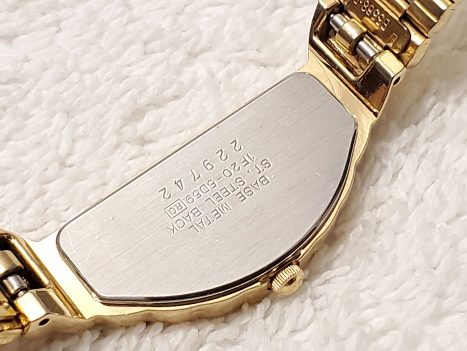 Seiko Vintage Seiko Women's Half Moon Quartz Watch | Grailed