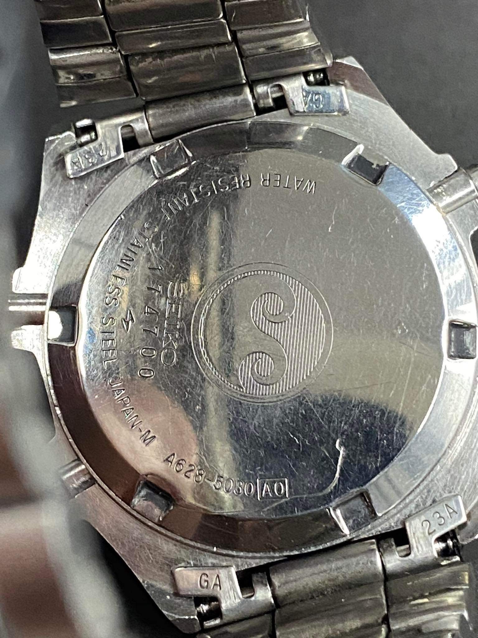 Vintage Vintage SEIKO Solar A628-5030 Japan Digital Gents Watch. | Grailed