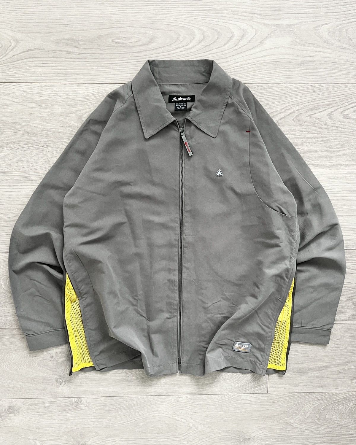 Airwalk Airwalk 00s Anatomical Pocket Mesh Vent Technical Jacket | Grailed