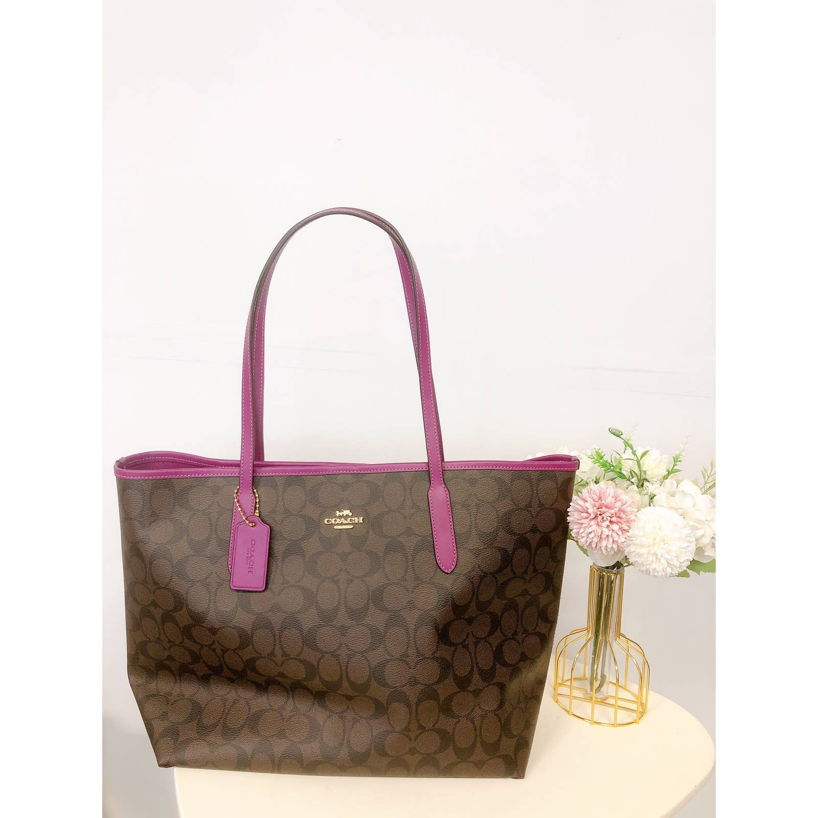 Coach Coach 5696 City Tote In Signature Canvas IN Brown Dark | Grailed