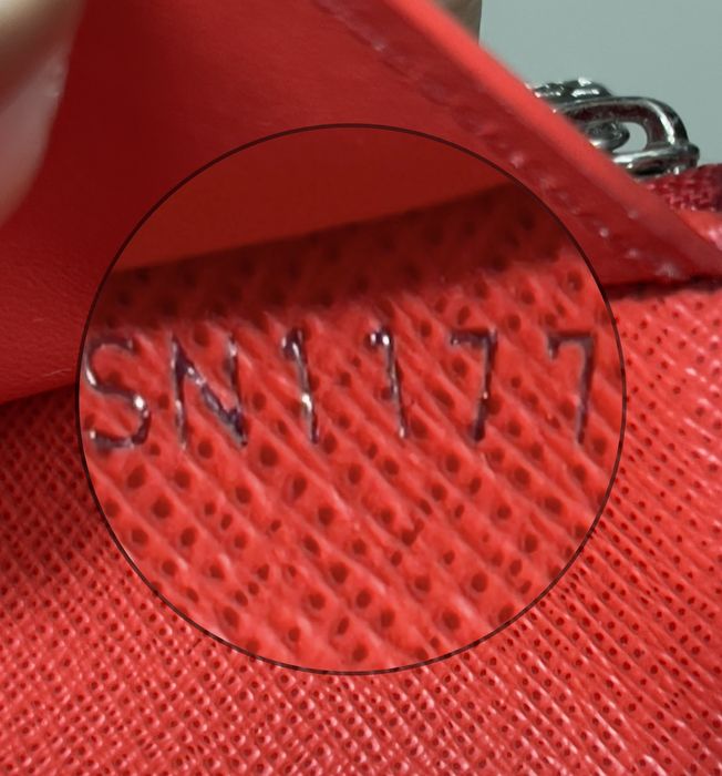 Supreme Louis Vuitton x Supreme Chain Wallet Epi Red | Grailed