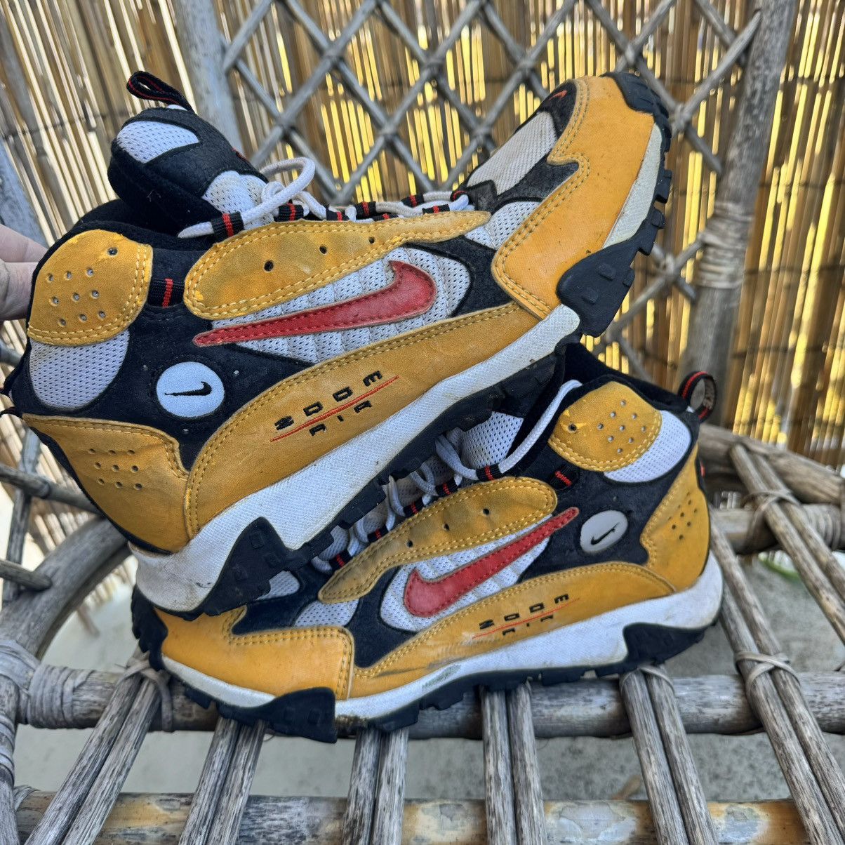 Nike × Nike ACG × Vintage 1997 Nike Air Terra Sertig White Chile Red ...