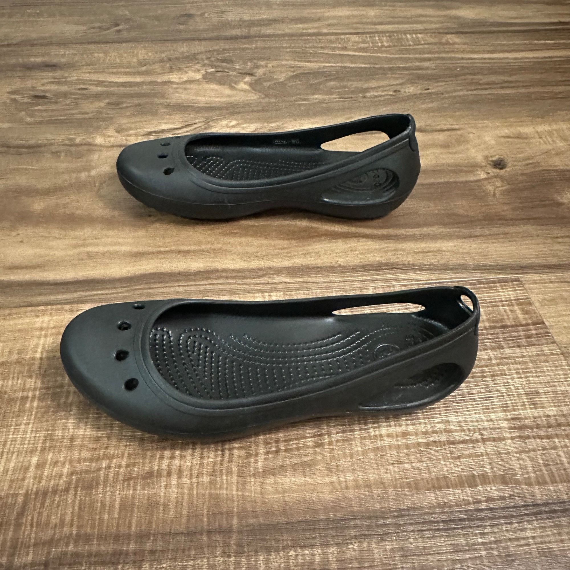 Crocs Crocs Kadee ballet Flat slip-on black Sz 9 | Grailed