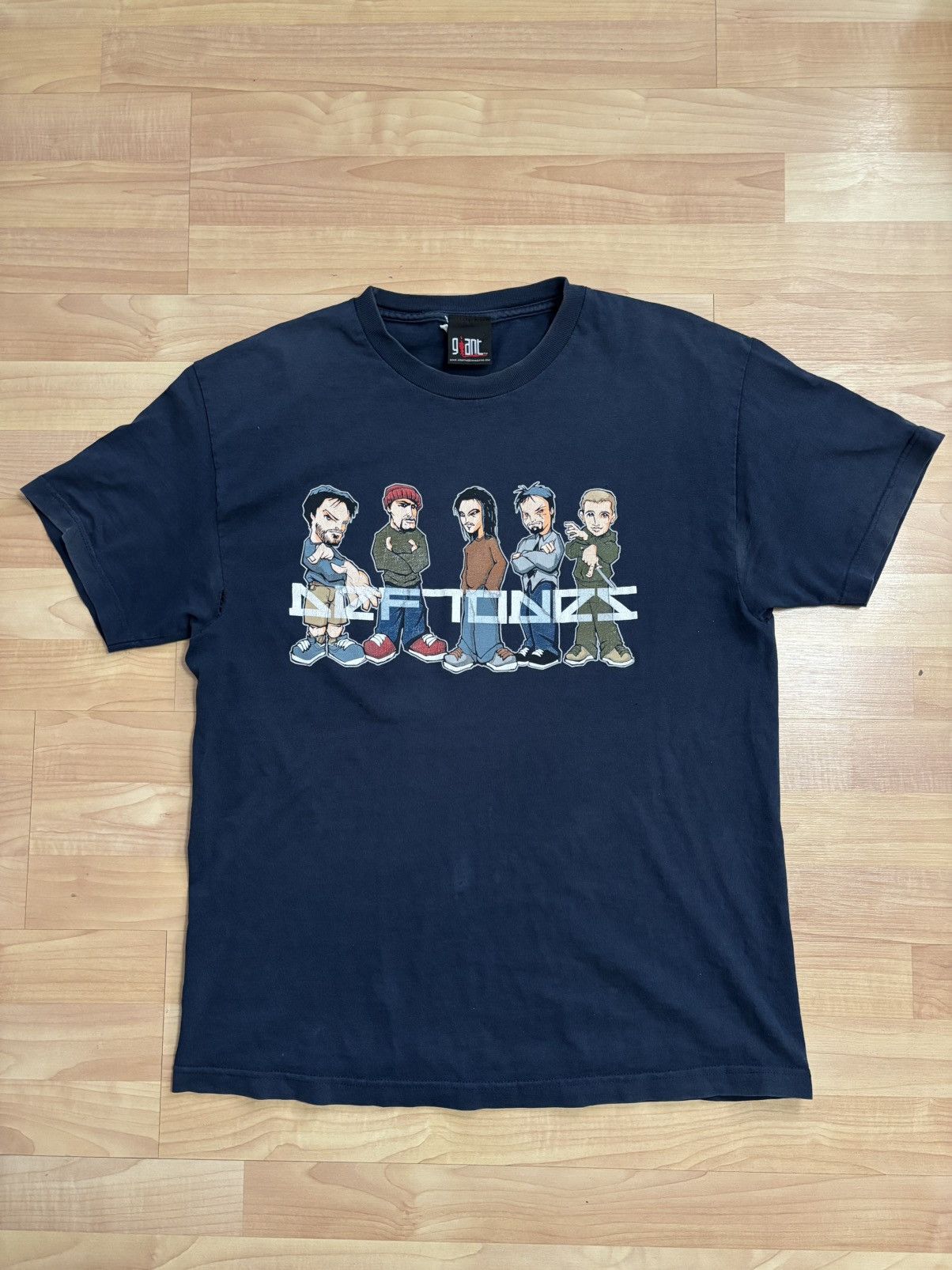 Band Tees × Vintage Vintage 2001 Deftones Cartoon Anime Nu Metal Tee ...